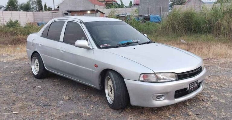 Mitsubishi Lancer CK4, Simak Ulasan, Konsumsi BBM hingga Jenis Mesin ...